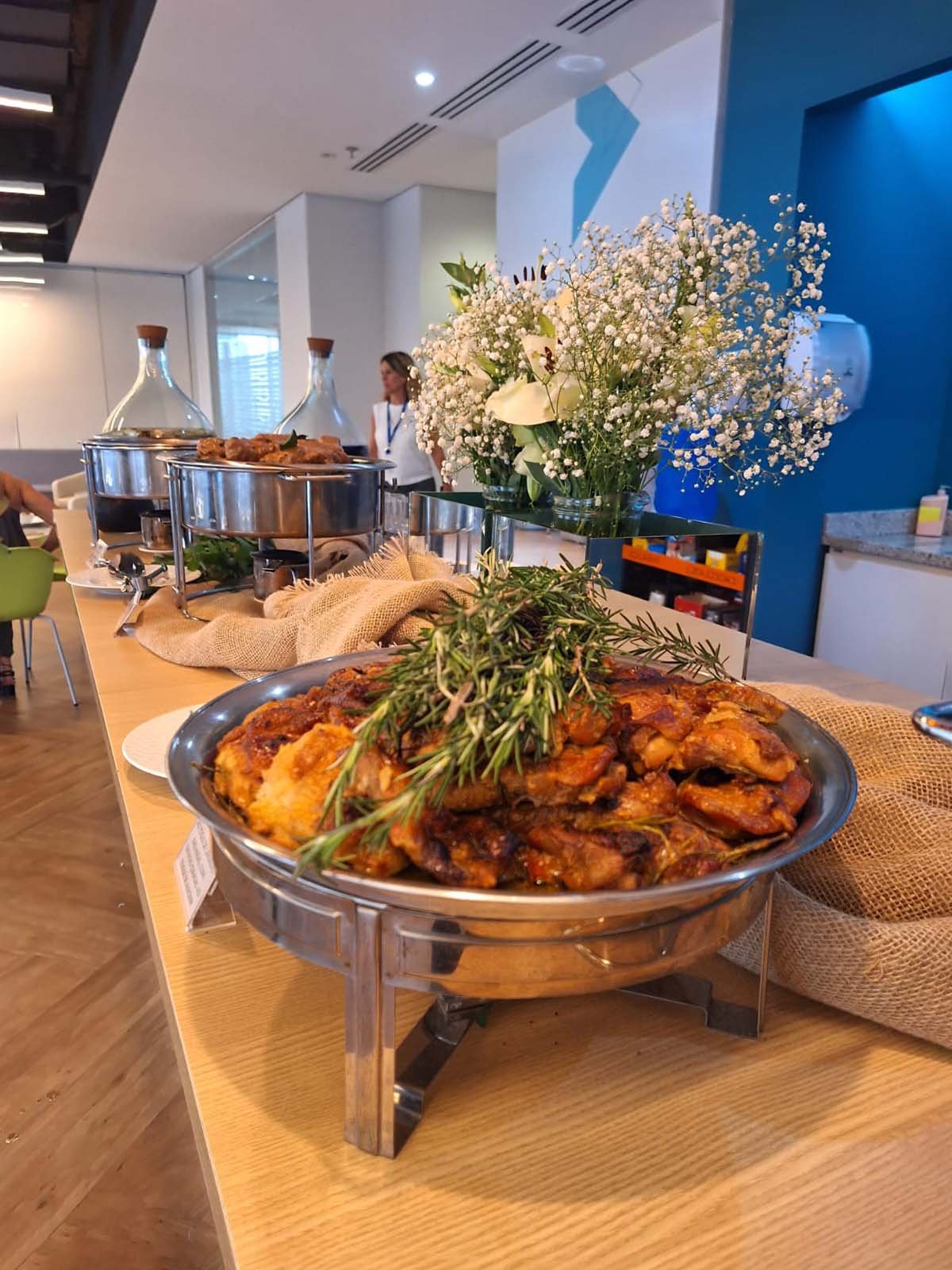 Almoço Com Sabor & Elegância | Buffet Família Conesa
